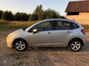 Pelēks Citroen C3 2010 Viļņa, ar dzinēja tilpumu 1.56 L un nobraukumu 258 tūkst. km par 1400 €, foto 5 vietnē AUTOMOTO.COM.LV