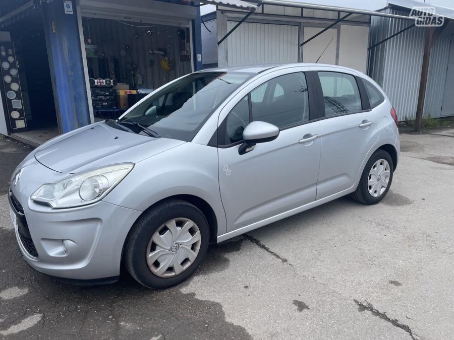 Grey Citroen C3 2011 in Panevezys, with an engine capacity of 1.60 L and mileage of 204 thousand km for 2650 €, photo 1 on AUTOMOTO.COM.LV
