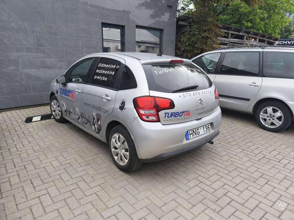Pelēks Citroen C3 2011 Panevēža, ar dzinēja tilpumu 1.40 L un nobraukumu 408 tūkst. km par 550 €, foto 4 vietnē AUTOMOTO.COM.LV