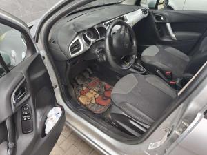 Pelēks Citroen C3 2011 Panevēža, ar dzinēja tilpumu 1.40 L un nobraukumu 408 tūkst. km par 550 €, foto 6 vietnē AUTOMOTO.COM.LV