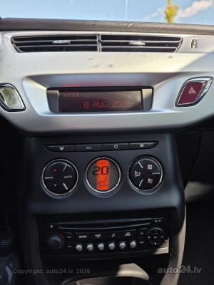 Pelēks Citroen C3 2011 Tallina, ar dzinēja tilpumu 1.40 L un nobraukumu 151 tūkst. km par 3300 €, foto 11 vietnē AUTOMOTO.COM.LV
