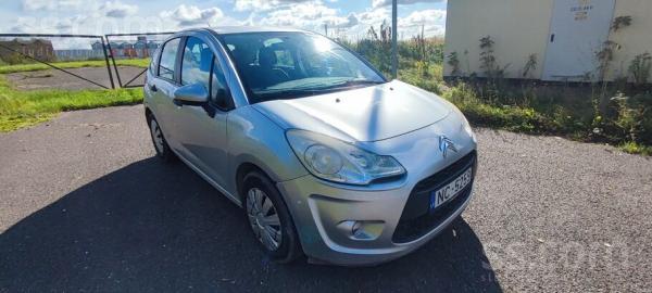 Pelēks Citroen C3 2011 Jelgava, ar dzinēja tilpumu 1.40 L un nobraukumu 323 tūkst. km par 1250 €, foto 1 vietnē AUTOMOTO.COM.LV