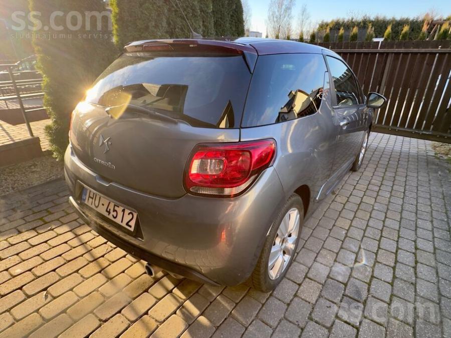 Pelēks Citroen C3 2012 Rīga, ar dzinēja tilpumu 1.60 L un nobraukumu 148 tūkst. km par 3990 €, foto 4 vietnē AUTOMOTO.COM.LV