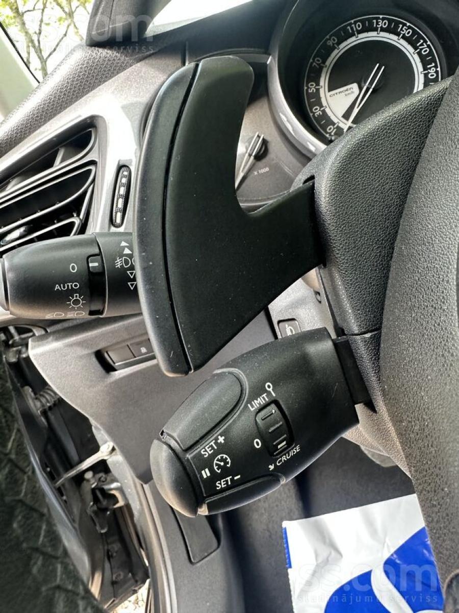Grey Citroen C3 2013 in Cesis, with an engine capacity of 1.60 L and mileage of 0 thousand km for 6200 €, photo 11 on AUTOMOTO.COM.LV