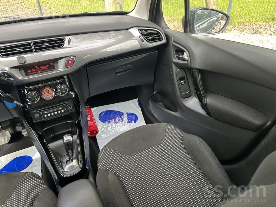Grey Citroen C3 2013 in Cesis, with an engine capacity of 1.60 L and mileage of 0 thousand km for 6200 €, photo 14 on AUTOMOTO.COM.LV
