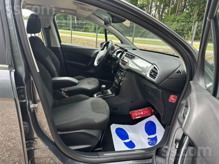 Pelēks Citroen C3 2013 Cēsis, ar dzinēja tilpumu 1.60 L un nobraukumu 0 tūkst. km par 6200 €, foto 8 vietnē AUTOMOTO.COM.LV