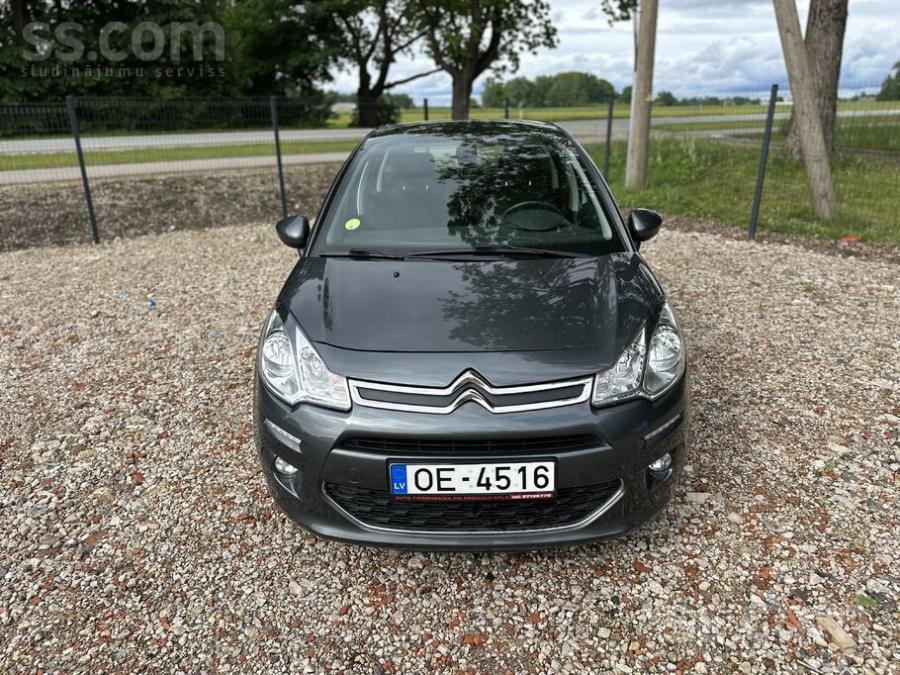 Grey Citroen C3 2013 in Cesis, with an engine capacity of 1.60 L and mileage of 0 thousand km for 6200 €, photo 3 on AUTOMOTO.COM.LV