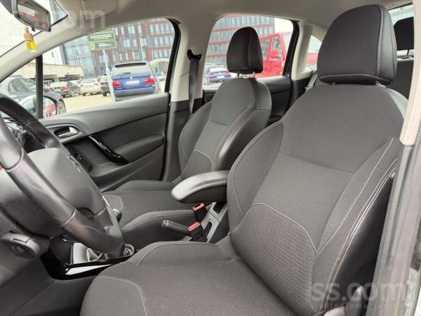 Grey Citroen C3 2013 in Riga, with an engine capacity of 1.20 L and mileage of 73 thousand km for 3999 €, photo 10 on AUTOMOTO.COM.LV