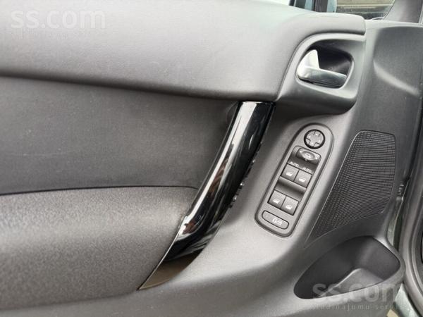 Grey Citroen C3 2013 in Riga, with an engine capacity of 1.20 L and mileage of 73 thousand km for 3999 €, photo 11 on AUTOMOTO.COM.LV