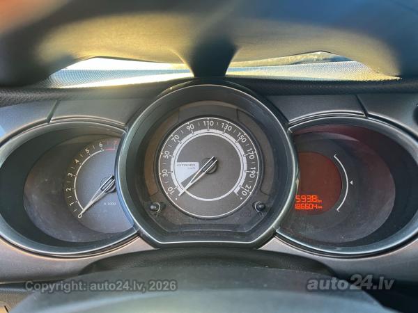 Pelēks Citroen C3 2014 Tallina, ar dzinēja tilpumu 1.20 L un nobraukumu 188 tūkst. km par 2500 €, foto 7 vietnē AUTOMOTO.COM.LV