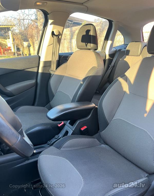 Pelēks Citroen C3 2014 Tallina, ar dzinēja tilpumu 1.20 L un nobraukumu 188 tūkst. km par 2500 €, foto 10 vietnē AUTOMOTO.COM.LV