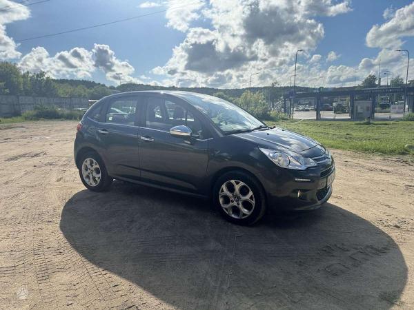 Pelēks Citroen C3 2014 Viļņa, ar dzinēja tilpumu 1.20 L un nobraukumu 150 tūkst. km par 3999 €, foto 3 vietnē AUTOMOTO.COM.LV