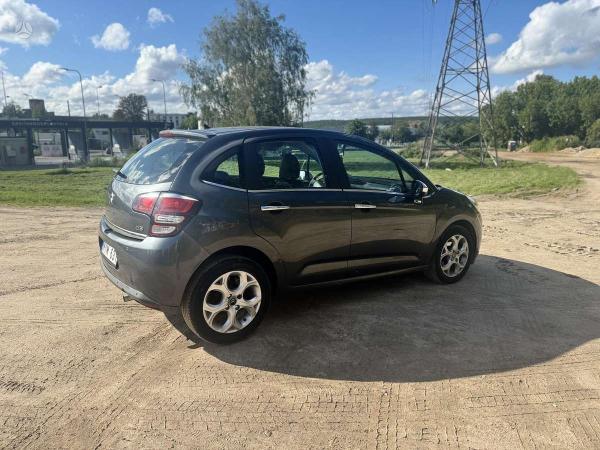 Pelēks Citroen C3 2014 Viļņa, ar dzinēja tilpumu 1.20 L un nobraukumu 150 tūkst. km par 3999 €, foto 4 vietnē AUTOMOTO.COM.LV