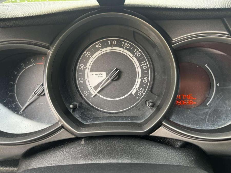 Pelēks Citroen C3 2014 Viļņa, ar dzinēja tilpumu 1.20 L un nobraukumu 150 tūkst. km par 3999 €, foto 11 vietnē AUTOMOTO.COM.LV