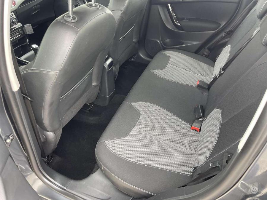 Grey Citroen C3 2014 in Marijampole, with an engine capacity of 1.40 L and mileage of 151 thousand km for 3950 €, photo 10 on AUTOMOTO.COM.LV