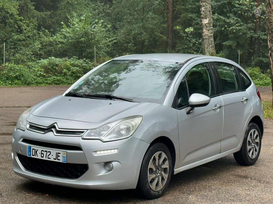 Grey Citroen C3 2014 in Taurage, with an engine capacity of 1.40 L and mileage of 290 thousand km for 1650 €, photo 1 on AUTOMOTO.COM.LV