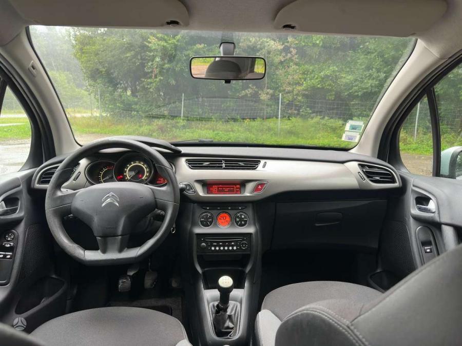 Grey Citroen C3 2014 in Taurage, with an engine capacity of 1.40 L and mileage of 290 thousand km for 1650 €, photo 11 on AUTOMOTO.COM.LV