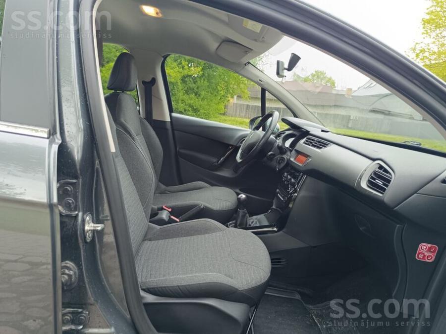 Pelēks Citroen C3 2016 Jelgava, ar dzinēja tilpumu 1.40 L un nobraukumu 0 tūkst. km par 3990 €, foto 14 vietnē AUTOMOTO.COM.LV