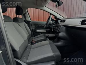Pelēks Citroen C3 2017 Liepāja, ar dzinēja tilpumu 1.20 L un nobraukumu 116 tūkst. km par 5950 €, foto 4 vietnē AUTOMOTO.COM.LV