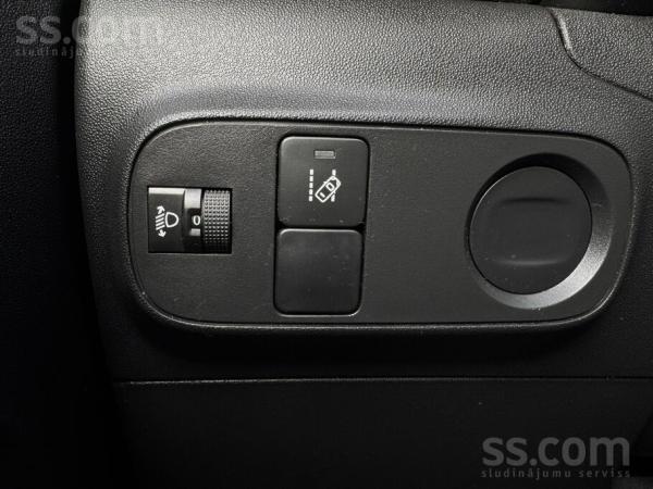 Pelēks Citroen C3 2017 Liepāja, ar dzinēja tilpumu 1.20 L un nobraukumu 116 tūkst. km par 5950 €, foto 7 vietnē AUTOMOTO.COM.LV