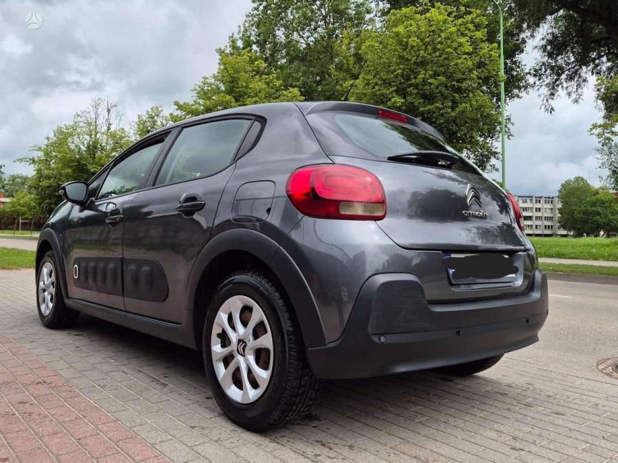 Grey Citroen C3 2017 in Silute, with an engine capacity of 1.20 L and mileage of 112 thousand km for 4450 €, photo 9 on AUTOMOTO.COM.LV