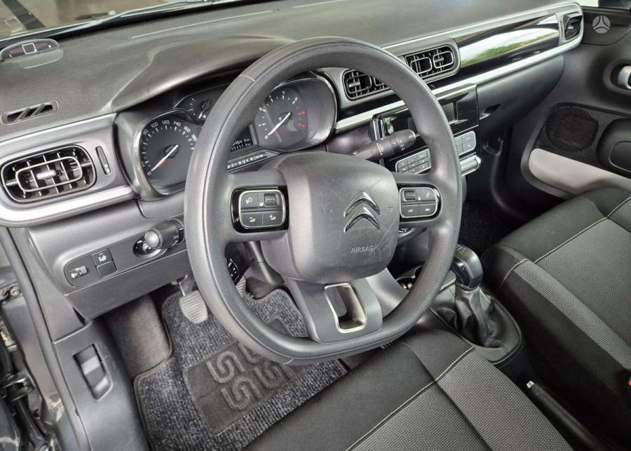 Grey Citroen C3 2017 in Silute, with an engine capacity of 1.20 L and mileage of 112 thousand km for 4450 €, photo 11 on AUTOMOTO.COM.LV