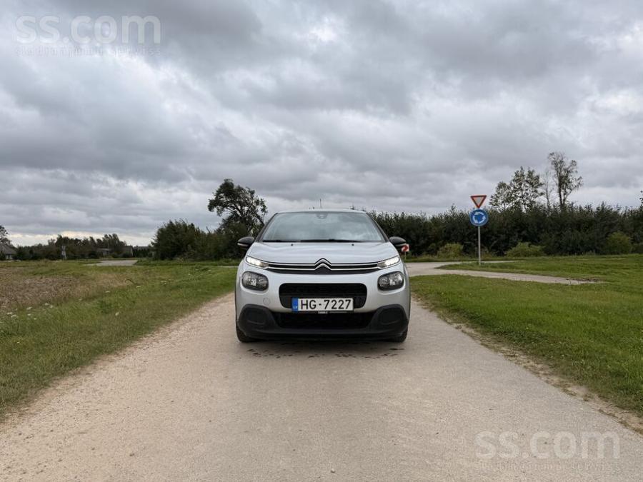 Grey Citroen C3 2017 in Bauska, with an engine capacity of 1.60 L and mileage of 176 thousand km for 5900 €, photo 6 on AUTOMOTO.COM.LV