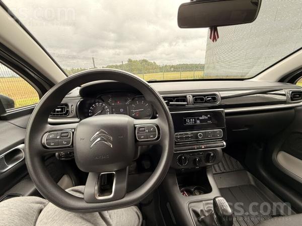 Citroen C3 2017 in Bauska on AUTOMOTO.COM.LV Grey Citroen C3 2017 in Bauska, with an engine capacity of 1.60 L and mileage of 176 thousand km for 5900 €, photo 9 on AUTOMOTO.COM.LV