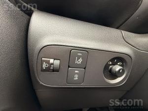 Grey Citroen C3 2017 in Bauska, with an engine capacity of 1.60 L and mileage of 176 thousand km for 5900 €, photo 10 on AUTOMOTO.COM.LV
