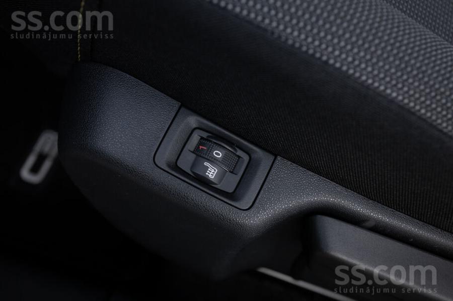 Pelēks Citroen C3 2018 Jelgava, ar dzinēja tilpumu 1.20 L un nobraukumu 98 tūkst. km par 7600 €, foto 10 vietnē AUTOMOTO.COM.LV