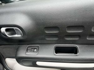Pelēks Citroen C3 2018 Viļņa, ar dzinēja tilpumu 1.20 L un nobraukumu 140 tūkst. km par 5200 €, foto 7 vietnē AUTOMOTO.COM.LV