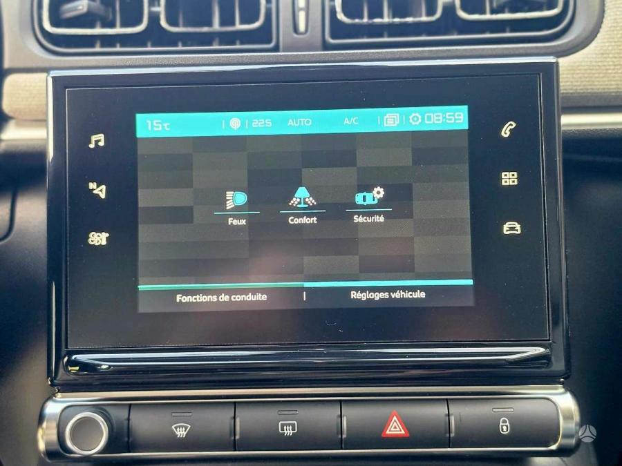 Pelēks Citroen C3 2019 Tauragė, ar dzinēja tilpumu 1.20 L un nobraukumu 107 tūkst. km par 5450 €, foto 27 vietnē AUTOMOTO.COM.LV