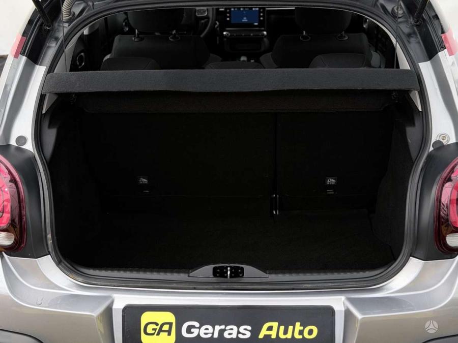 Grey Citroen C3 2022 in Vilnius, with an engine capacity of 1.20 L and mileage of 42 thousand km for 9900 €, photo 13 on AUTOMOTO.COM.LV