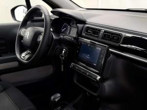 Grey Citroen C3 2022 in Vilnius, with an engine capacity of 1.20 L and mileage of 42 thousand km for 9900 €, photo 16 on AUTOMOTO.COM.LV