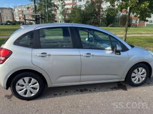 Серый Ситроен С3 2011 в Рига, объемом двигателя 1.40 л и пробегом 277 тыс. км за 1000 €, фото 3 на AUTOMOTO.COM.LV