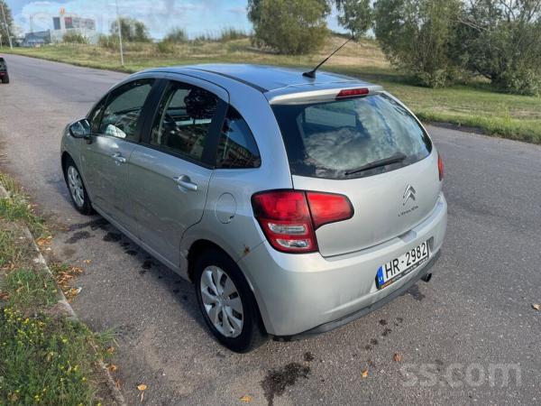 Ситроен С3 2011 в Рига на AUTOMOTO.COM.LV Серый Ситроен С3 2011 в Рига, объемом двигателя 1.40 л и пробегом 277 тыс. км за 1000 €, фото 8 на AUTOMOTO.COM.LV