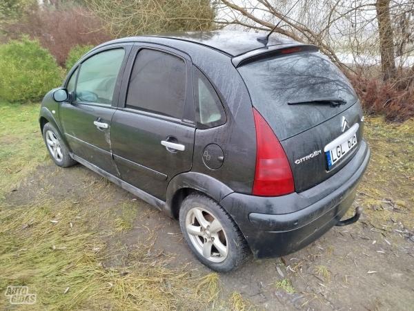 Citroen C3 2003 Panevēža, ar dzinēja tilpumu 1.40 L un nobraukumu 250 tūkst. km par 400 €, foto 3 vietnē AUTOMOTO.COM.LV