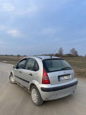 Citroen C3 2003 in Radviliskis, with an engine capacity of 1.10 L and mileage of 160 thousand km for 550 €, photo 3 on AUTOMOTO.COM.LV