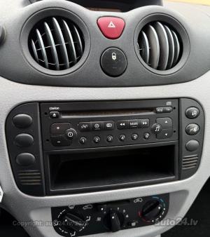 Citroen C3 2003 Tallina, ar dzinēja tilpumu 1.40 L un nobraukumu 124 tūkst. km par 1199 €, foto 13 vietnē AUTOMOTO.COM.LV