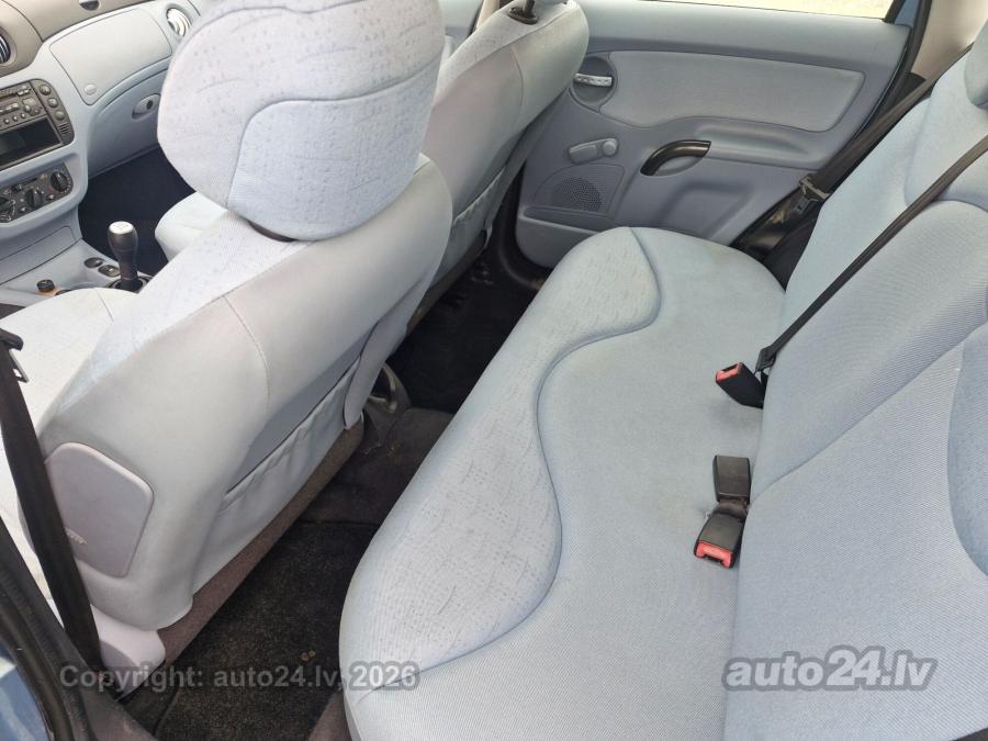 Citroen C3 2003 Tallina, ar dzinēja tilpumu 1.40 L un nobraukumu 194 tūkst. km par 1500 €, foto 6 vietnē AUTOMOTO.COM.LV