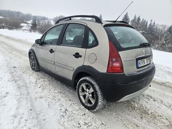 Citroen C3 2004 in Siauliai, with an engine capacity of 1.60 L and mileage of 240 thousand km for 1450 €, photo 3 on AUTOMOTO.COM.LV