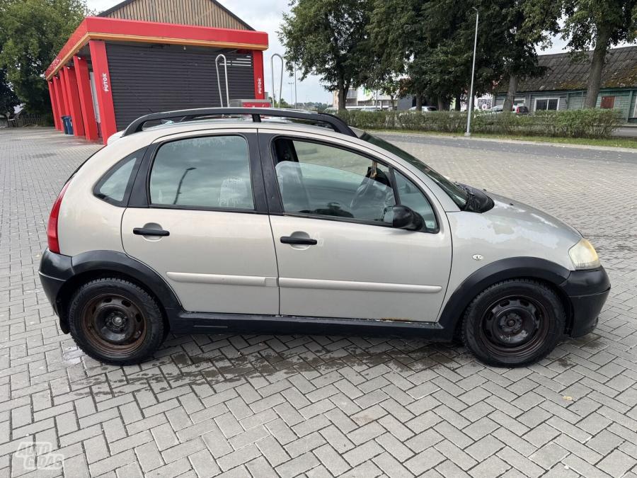 Citroen C3 2004 Ukmergė, ar dzinēja tilpumu 1.40 L un nobraukumu 240 tūkst. km par 350 €, foto 7 vietnē AUTOMOTO.COM.LV