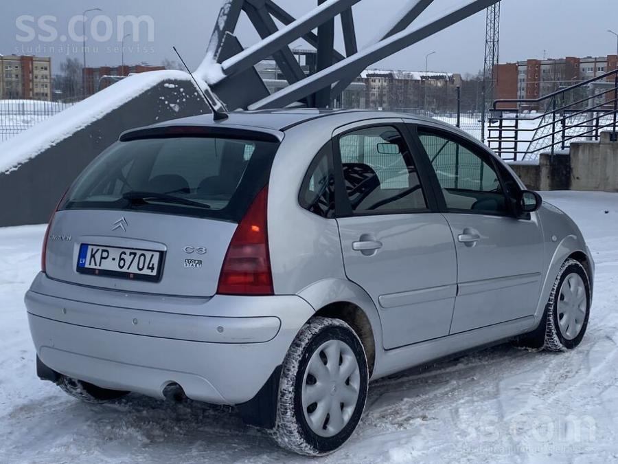 Citroen C3 2005 Rīga, ar dzinēja tilpumu 1.40 L un nobraukumu 213 tūkst. km par 1670 €, foto 5 vietnē AUTOMOTO.COM.LV