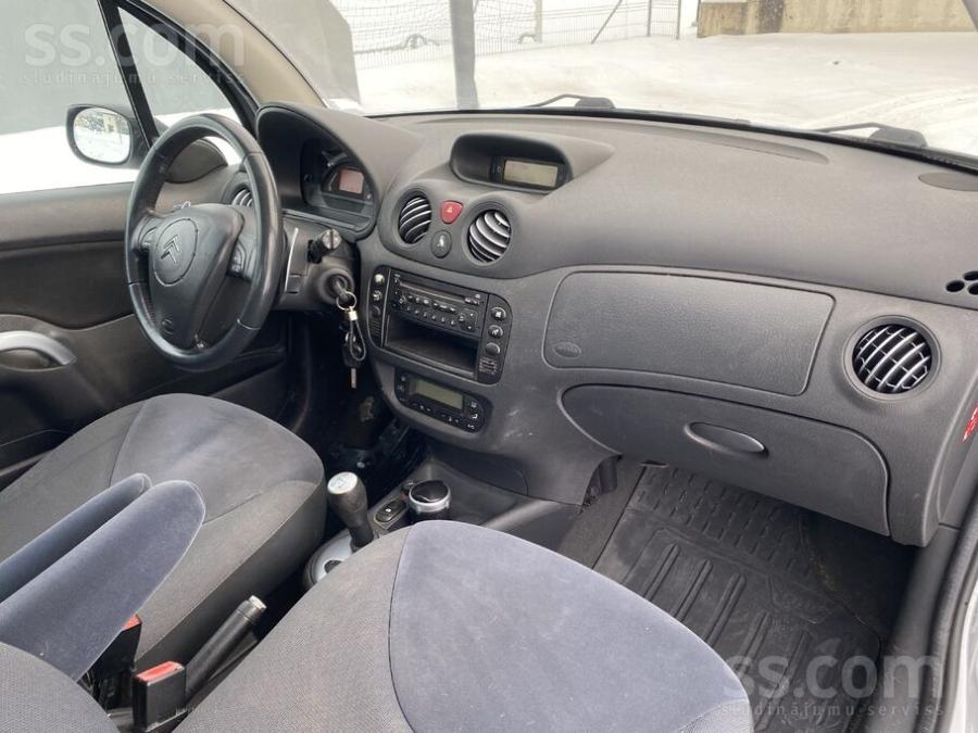 Citroen C3 2005 Rīga, ar dzinēja tilpumu 1.40 L un nobraukumu 213 tūkst. km par 1670 €, foto 13 vietnē AUTOMOTO.COM.LV