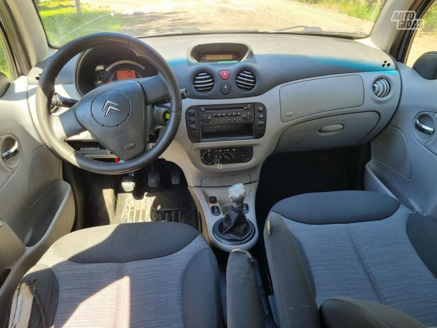 Citroen C3 2005 Kauņa, ar dzinēja tilpumu 1.40 L un nobraukumu 250 tūkst. km par 300 €, foto 6 vietnē AUTOMOTO.COM.LV