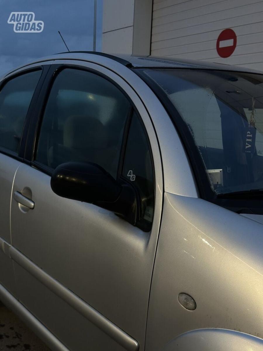 Citroen C3 2005 in Gargzdai, with an engine capacity of 1.40 L and mileage of 250 thousand km for 450 €, photo 6 on AUTOMOTO.COM.LV