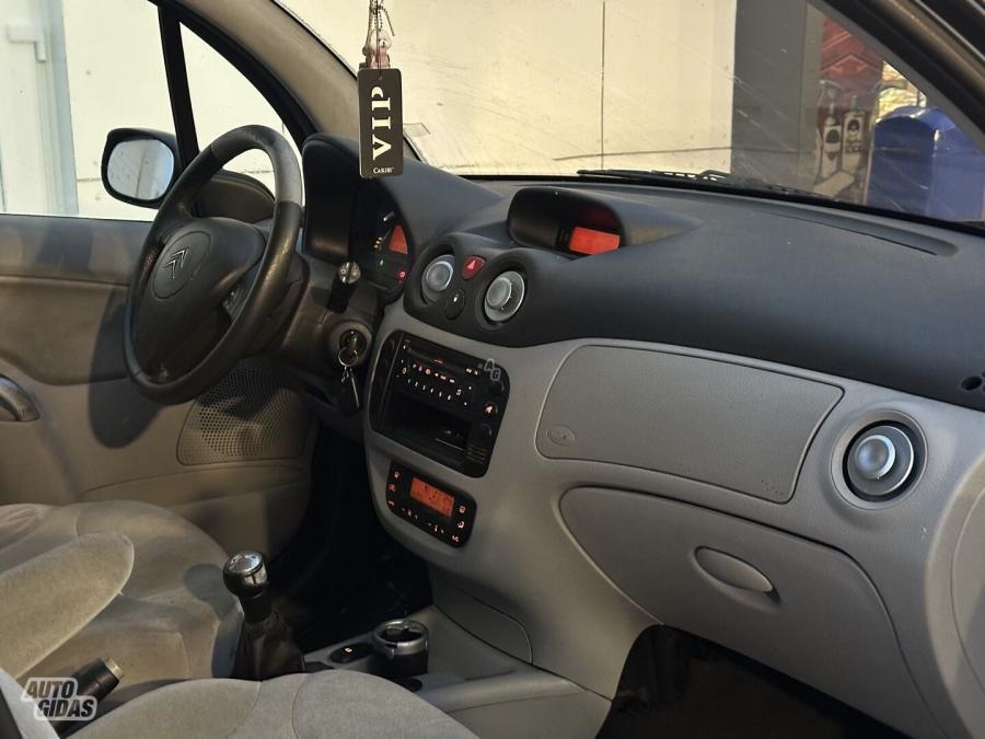 Citroen C3 2005 in Gargzdai, with an engine capacity of 1.40 L and mileage of 250 thousand km for 450 €, photo 8 on AUTOMOTO.COM.LV