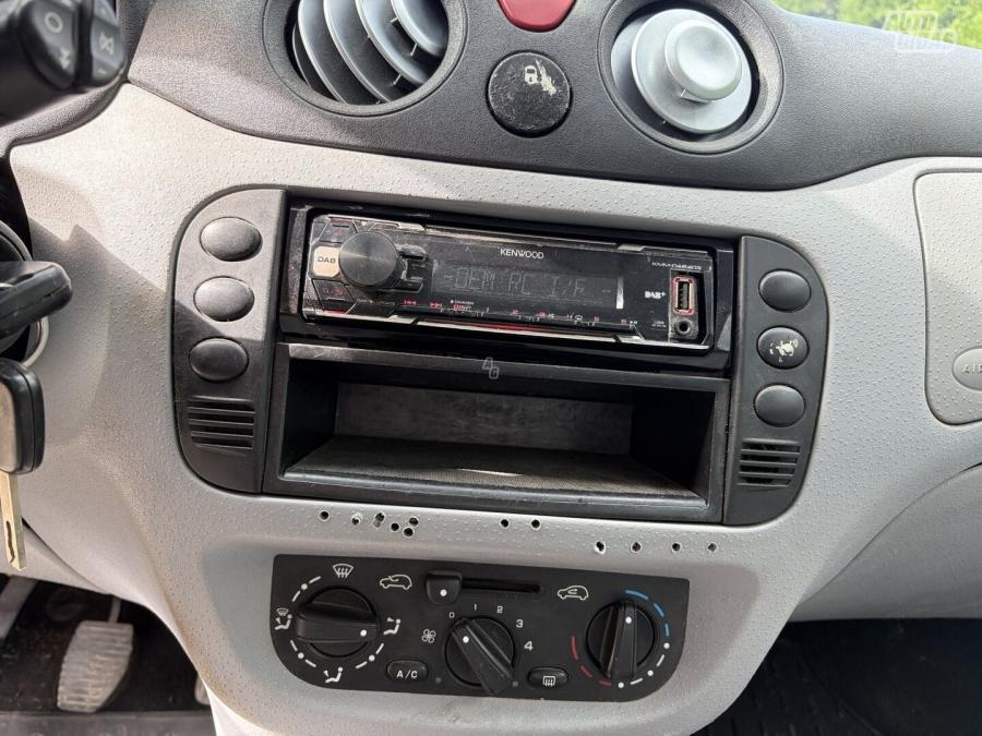 Citroen C3 2005 in Pakruojis, with an engine capacity of 1.40 L and mileage of 260 thousand km for 500 €, photo 8 on AUTOMOTO.COM.LV