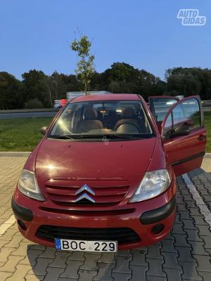 Citroen C3 2006 Kauņa, ar dzinēja tilpumu 1.10 L un nobraukumu 180 tūkst. km par 1000 €, foto  vietnē AUTOMOTO.COM.LV