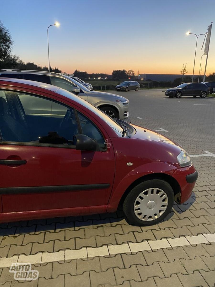 Citroen C3 2006 Kauņa, ar dzinēja tilpumu 1.10 L un nobraukumu 180 tūkst. km par 1000 €, foto 5 vietnē AUTOMOTO.COM.LV